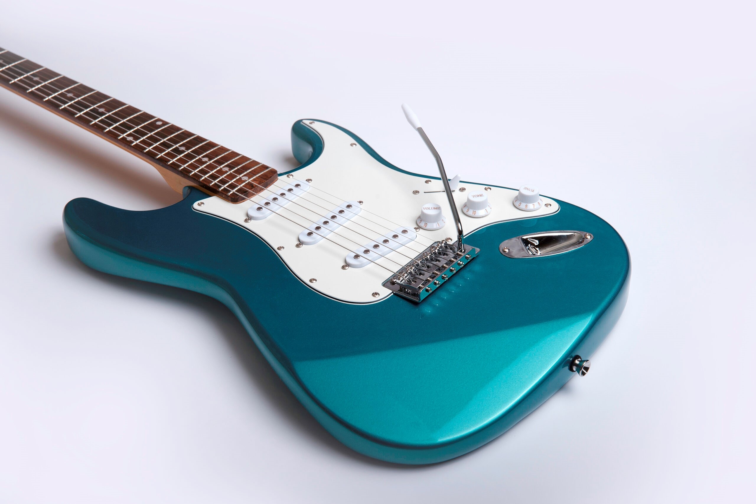 Ocean Turquoise Metallic Nitro Lacquer Spray for Guitars